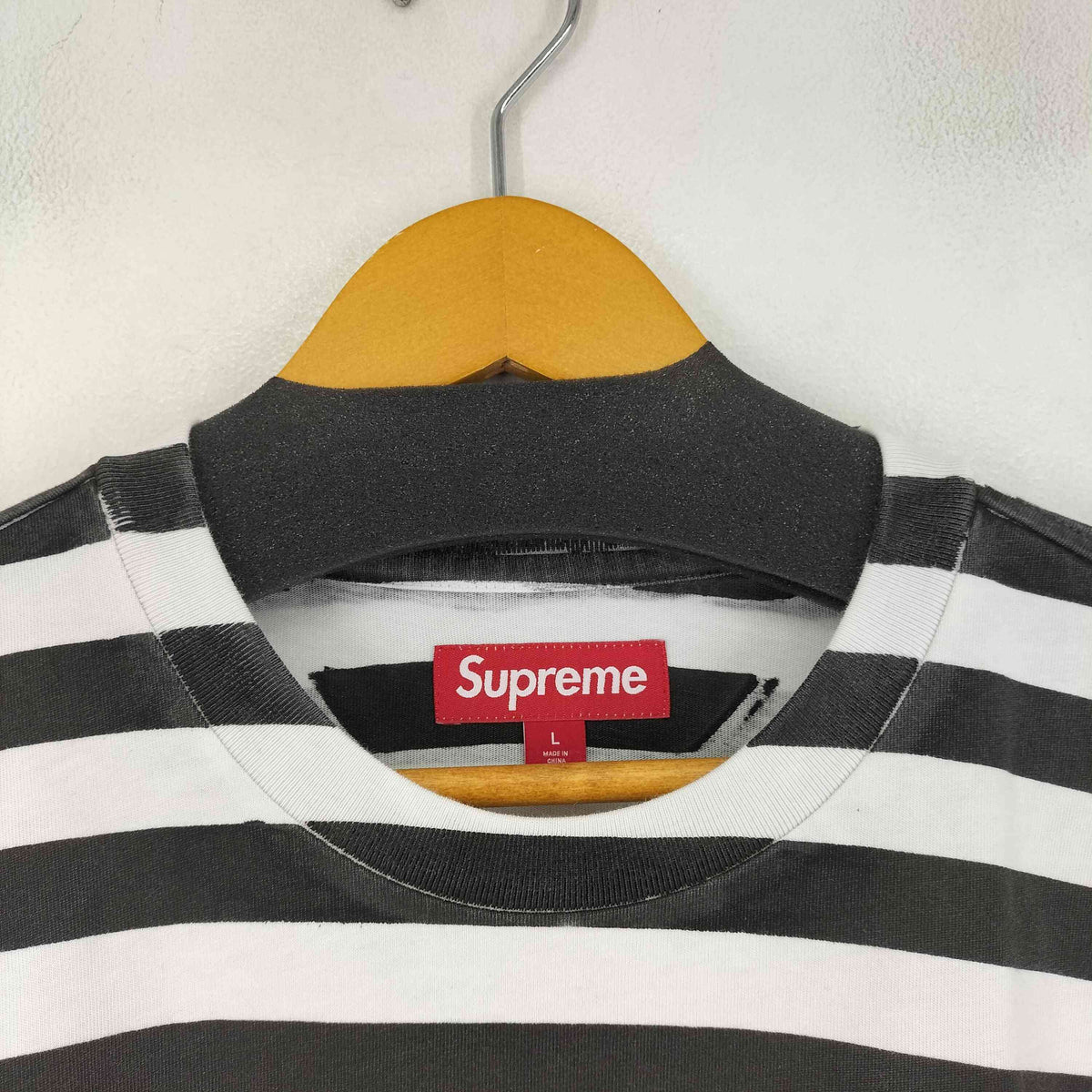 シュプリーム Supreme 24SS Overprint Stripe S/S Top メンズ JPN：L 2 – ブランド古着買取販売バズストア